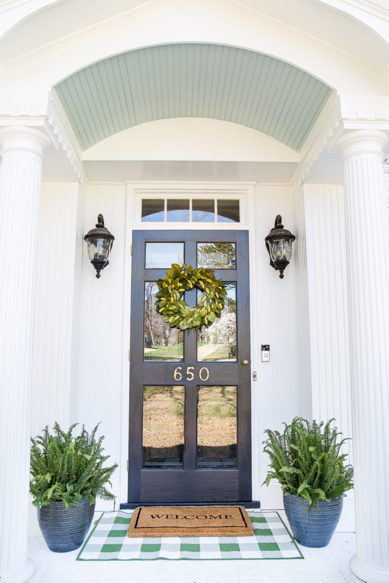 How to Decorate a Small Porch Stoop in 4 Easy Steps - Bless'er House