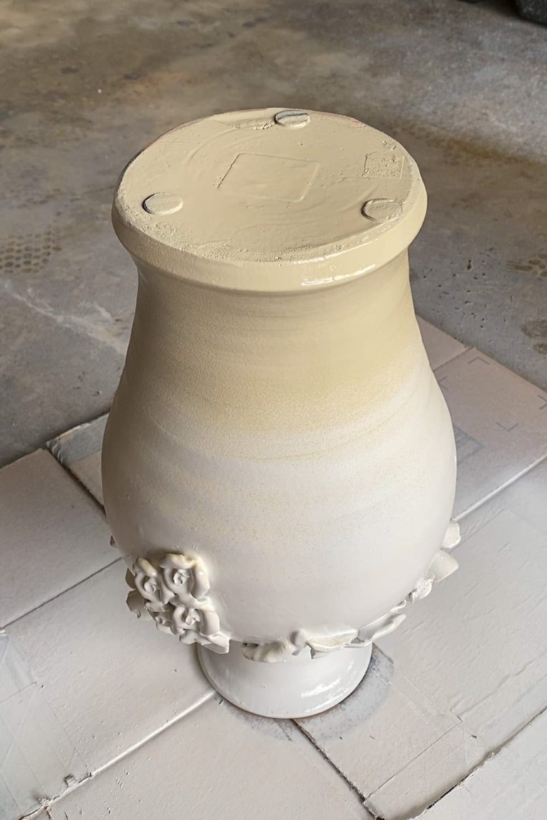 Knock-Off Painted Ceramic Bloom Vase Makeover - Bless'er House