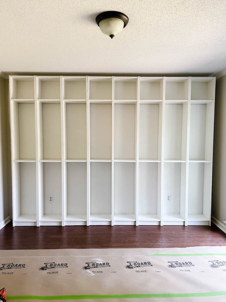 DIY Built In Bookshelves Using the IKEA Billy Bookcase Hack | Top Crew ...