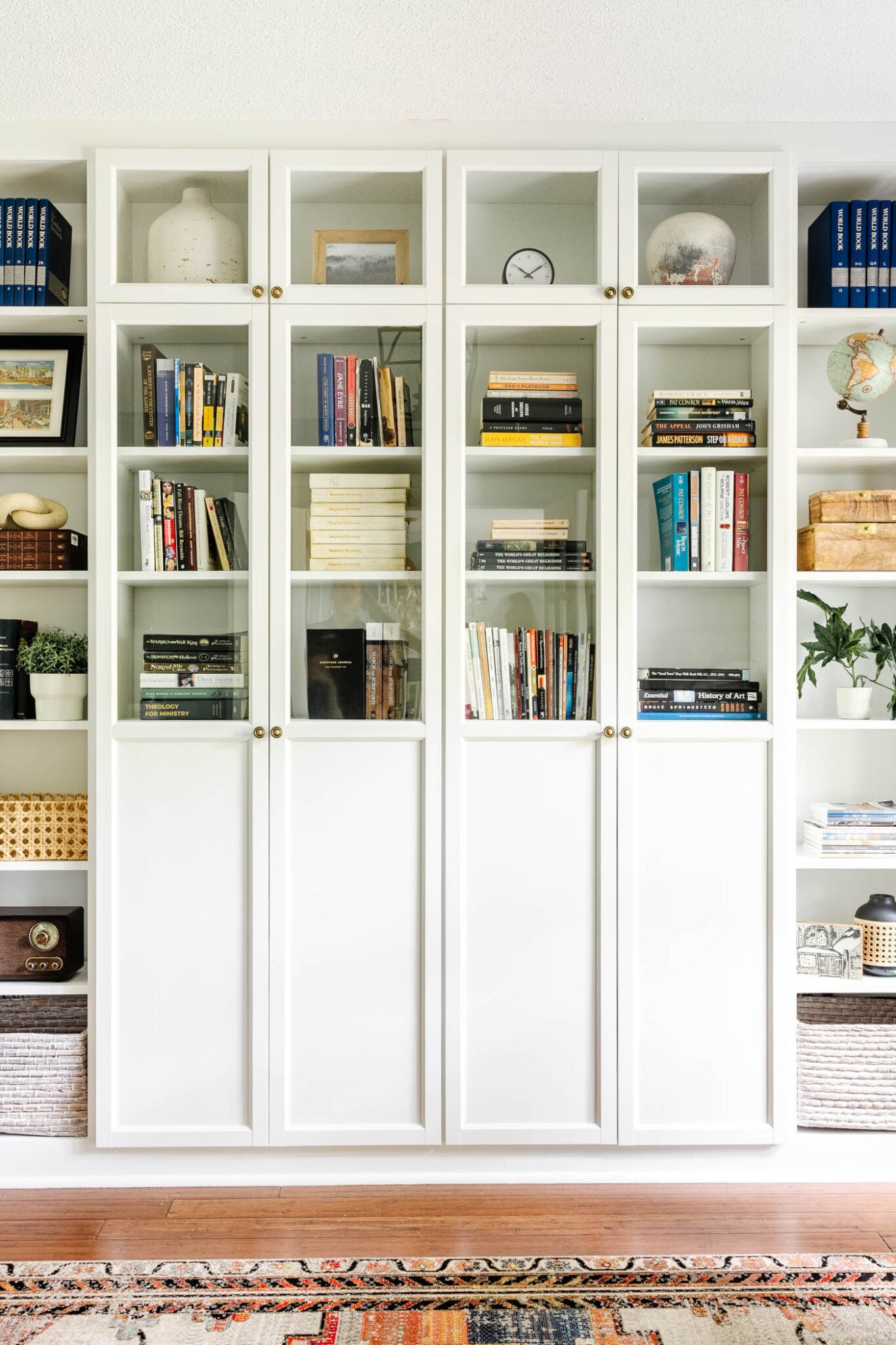 DIY Built In Bookshelves Using the IKEA Billy Bookcase Hack | Top Crew ...
