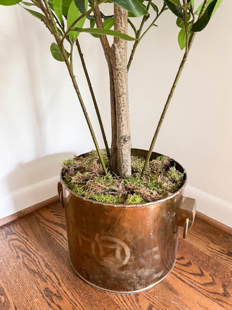 How to Make a Fake Tree Look Realistic - Bless'er House