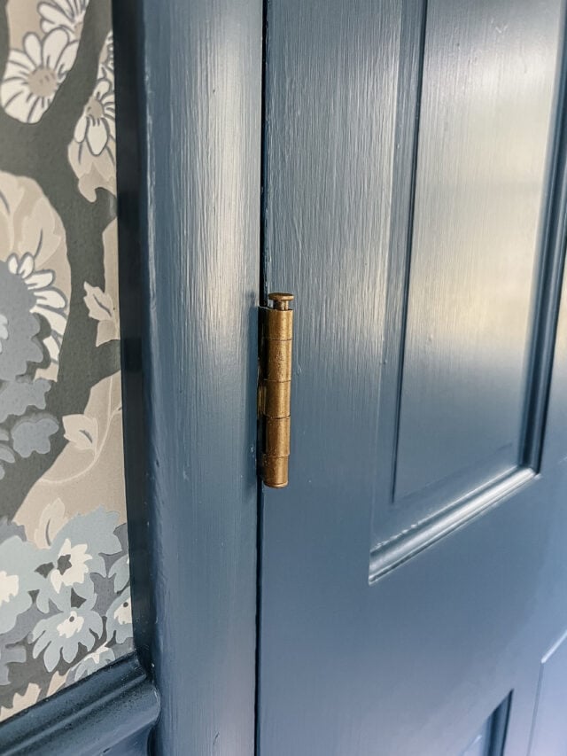 DIY Door Update to Change Hinge Colors Quickly - Bless'er House