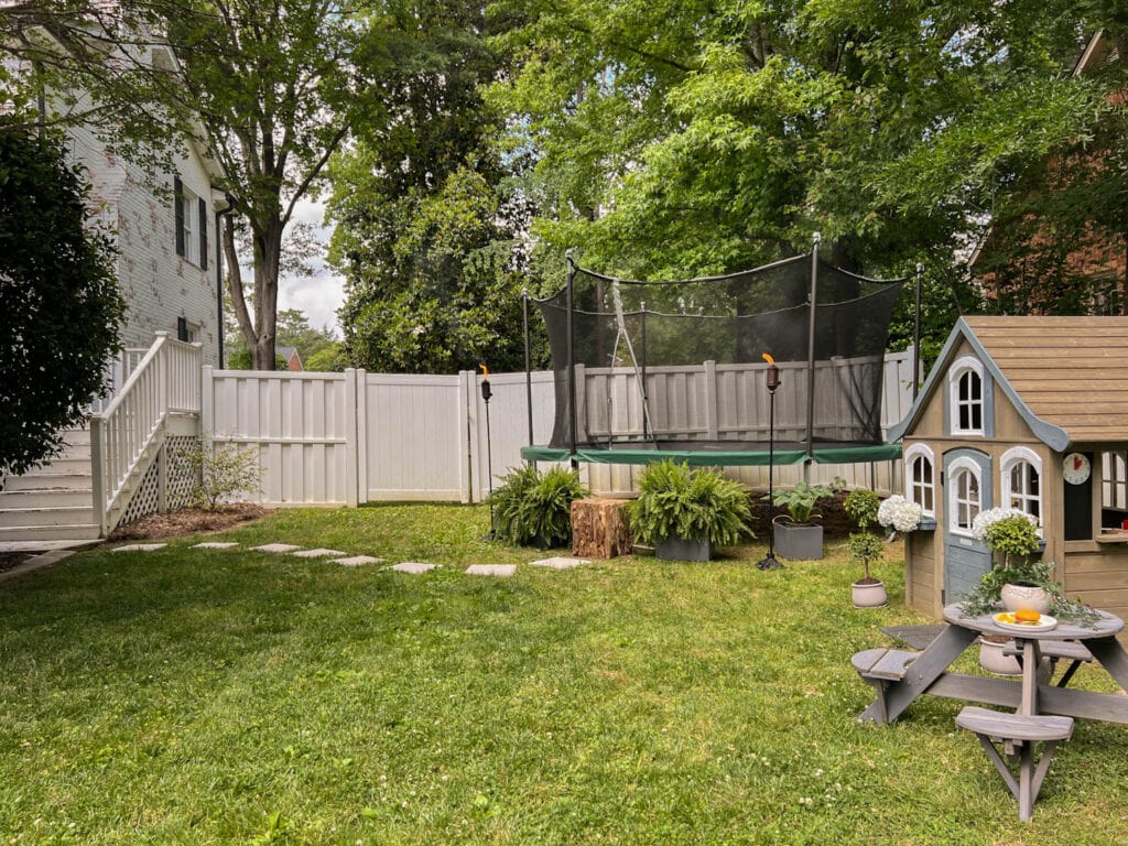 8 Side Yard Play Area Ideas and Trampoline Decor - Bless'er House