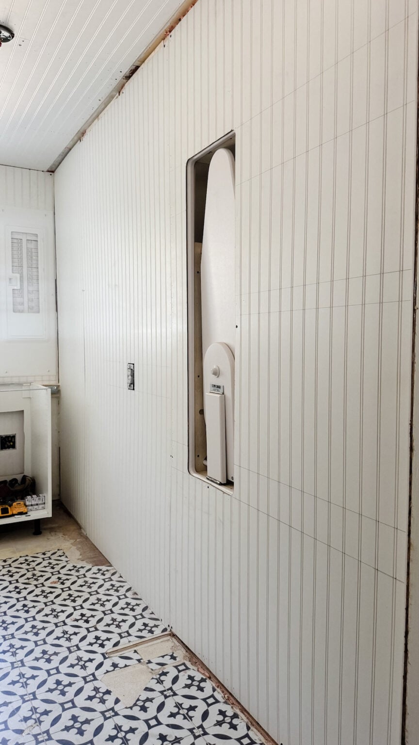 30+ Clever Ways to Use the Space Between Wall Studs - Home Decor Expert